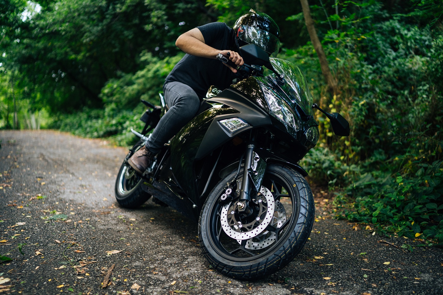 Canadian Electric Motorcycle - EMMO Zone S - India's best electric ...