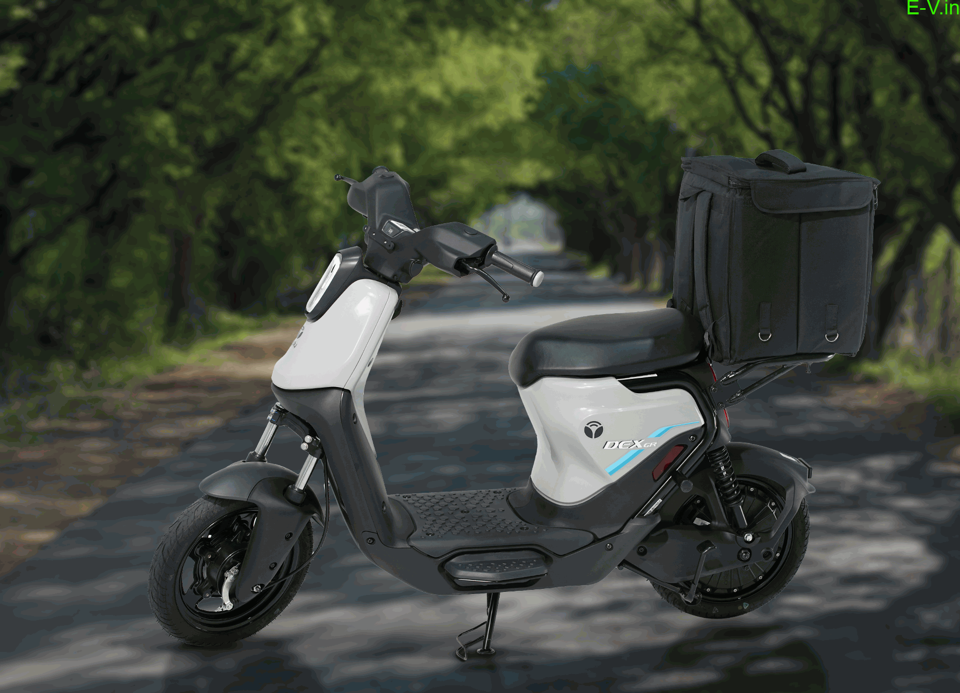 Bajaj Auto and Yulu unveil the third-generation Miracle GR and DeX GR ...