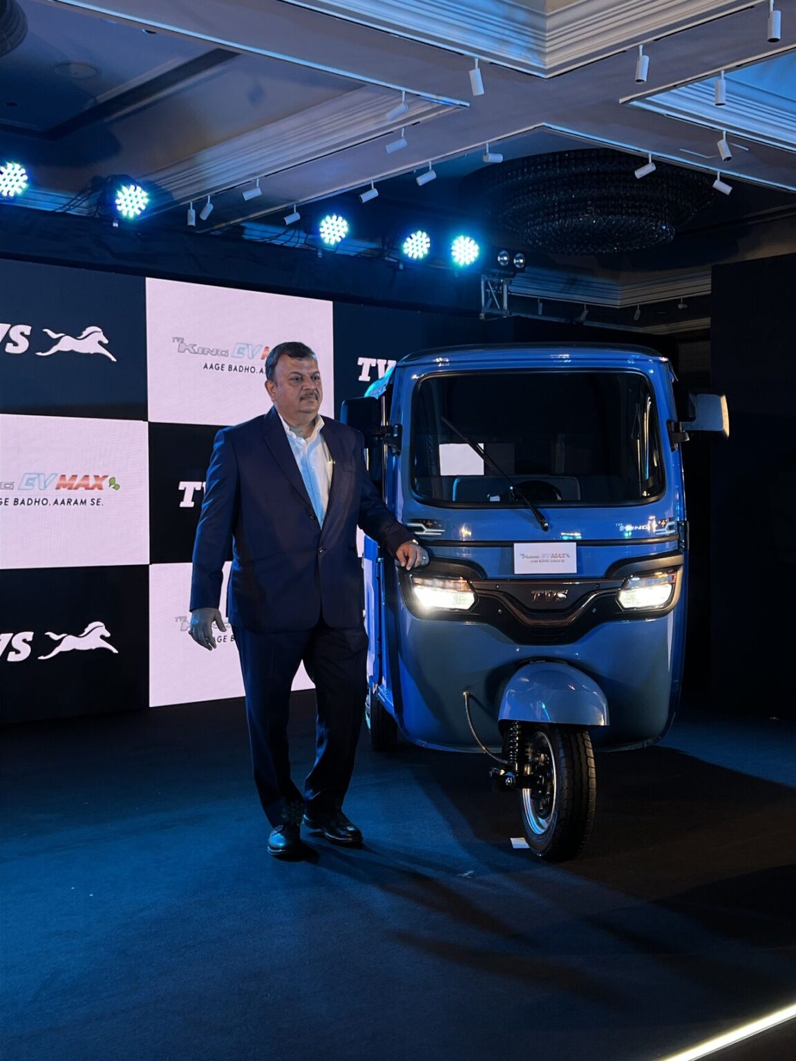 TVS Launches King EV MAX: India's First Bluetooth-Connected Electric 3 ...